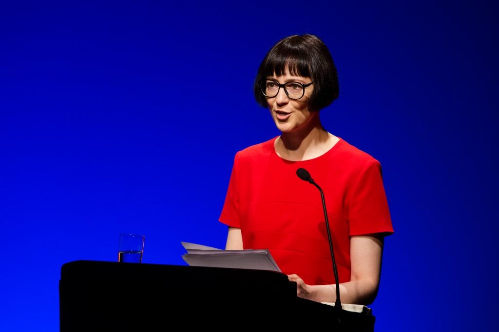 Preisverleihung: Petra Piuk erhält Wortmeldungen-Literaturpreis ...